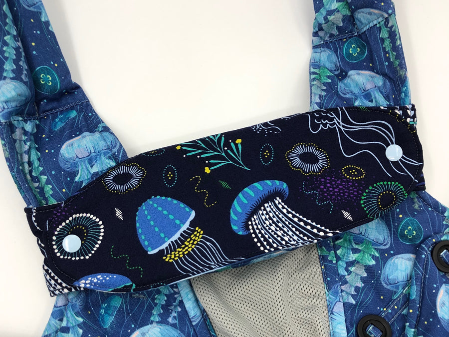 Carrier Front Bib – The MamaCat